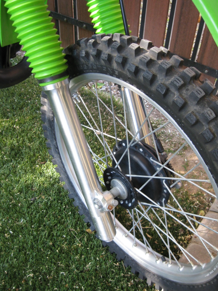 1981 Kawasaki KX420 006 - AMS Racing